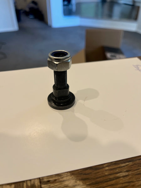 Walker Blade Bolt and Nut Flail System